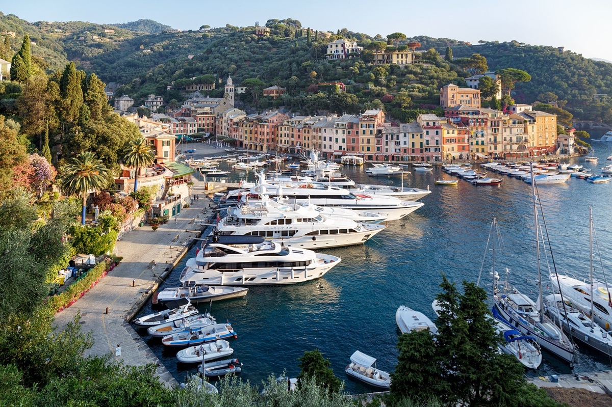 What Are the Different Types of Yacht Charters You Can Hire?